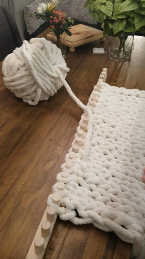Custom Chunky Blanket Loom for making chunky knit blanket, Hand Loom ...